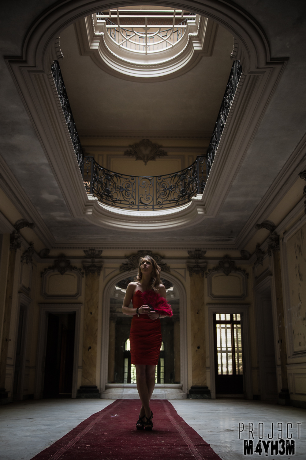 Urbex + Models - PROJ3CTM4YH3M Urban Exploration