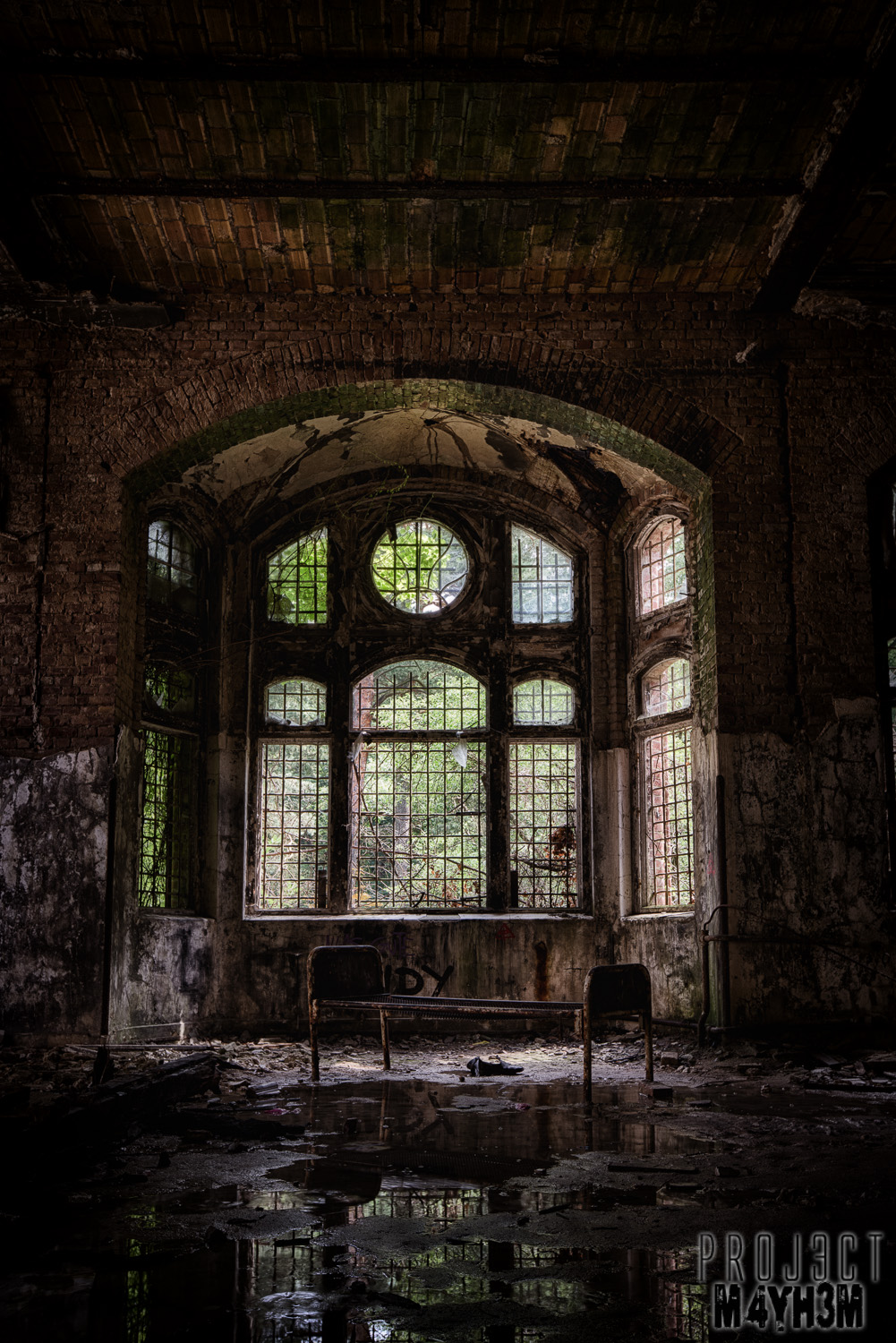 Urbex: Beelitz-Heilstätten aka Beelitz Hospital, Part 1: Women's ...