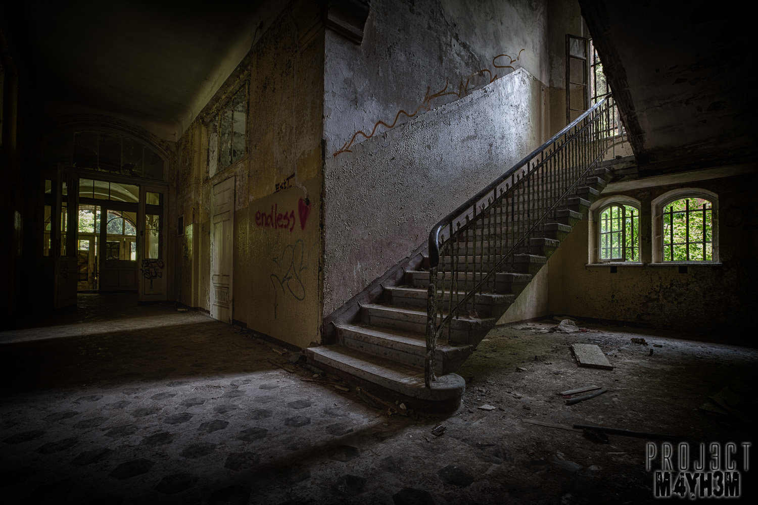Urbex: Beelitz-Heilstätten aka Beelitz Hospital, Part 1: Women's ...